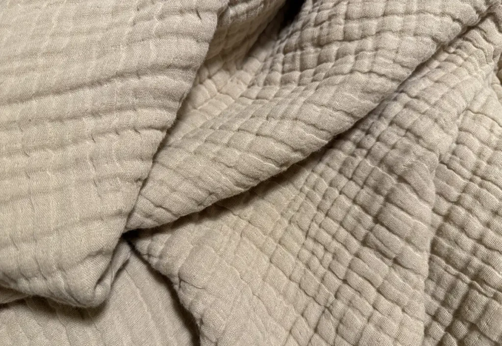 Bed Linens 101: Types of Fabrics, Weaves, & Styles Explained - Made in ...